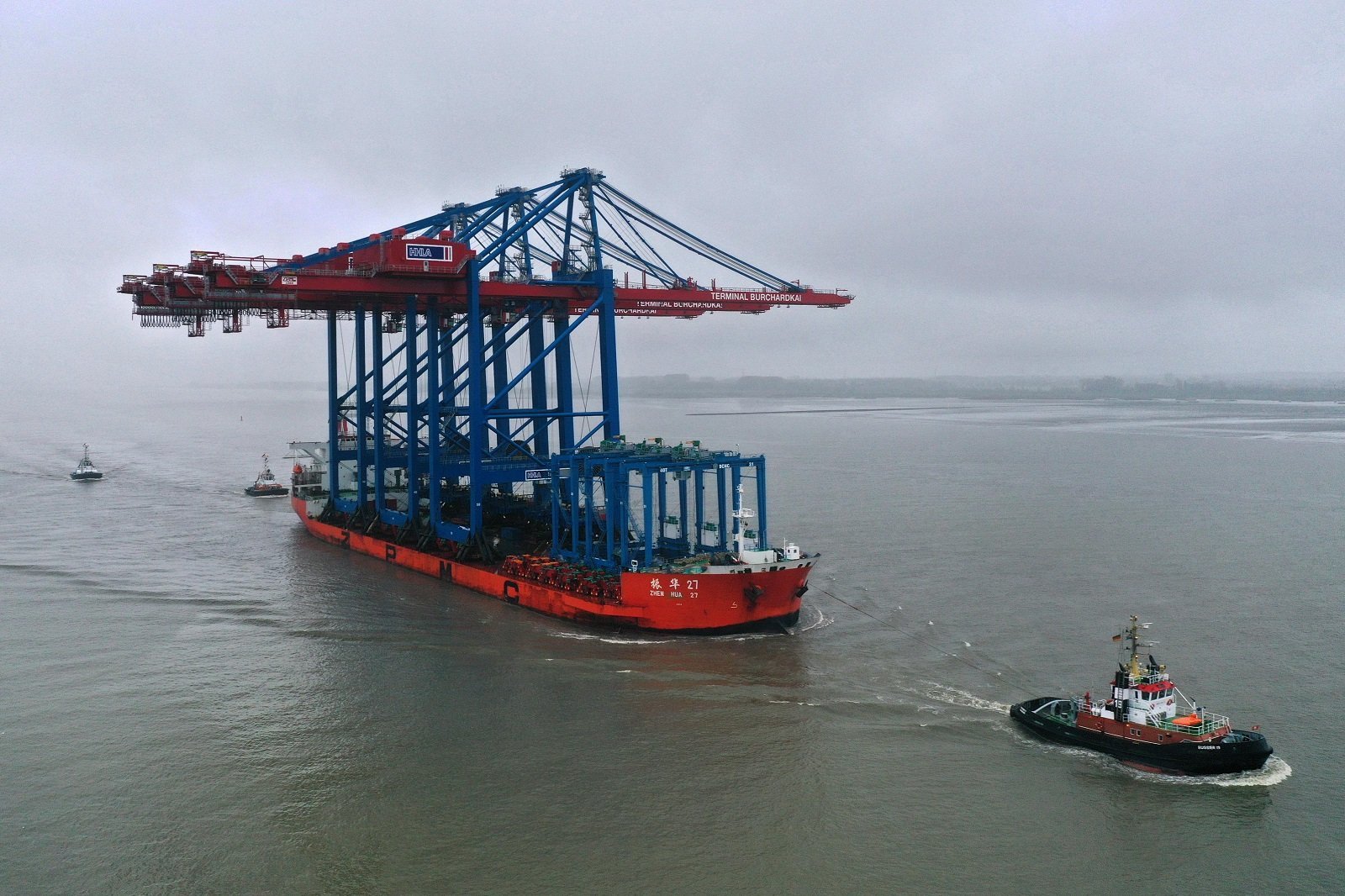 New Container Gantry Cranes Arrive at the Port of Hamburg - Logistics ...