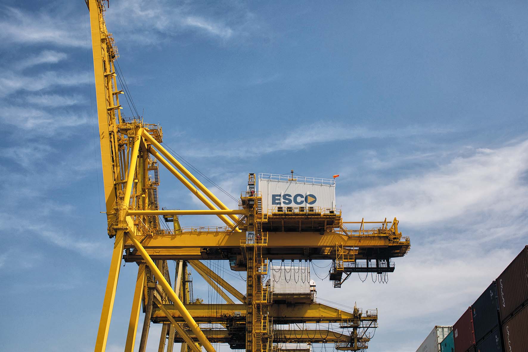 ESCO ปฏิบัติการตู้สินค้าทุกตู้ ด้วยความทุ่มเทและใส่ใจ - Logistics Manager