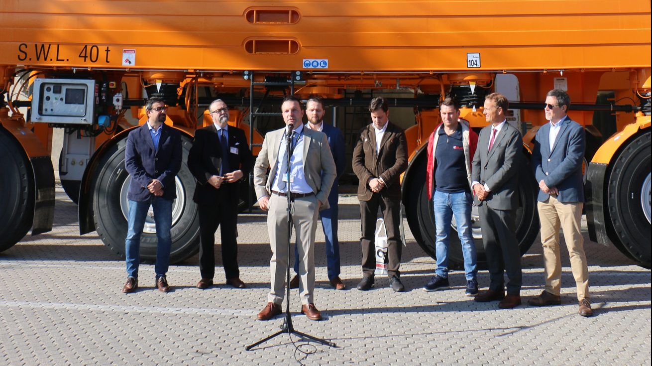 Kalmar และ Medcenter Container Terminal ร่วมฉลองพันธมิตรอันยาวนาน และรถ ...