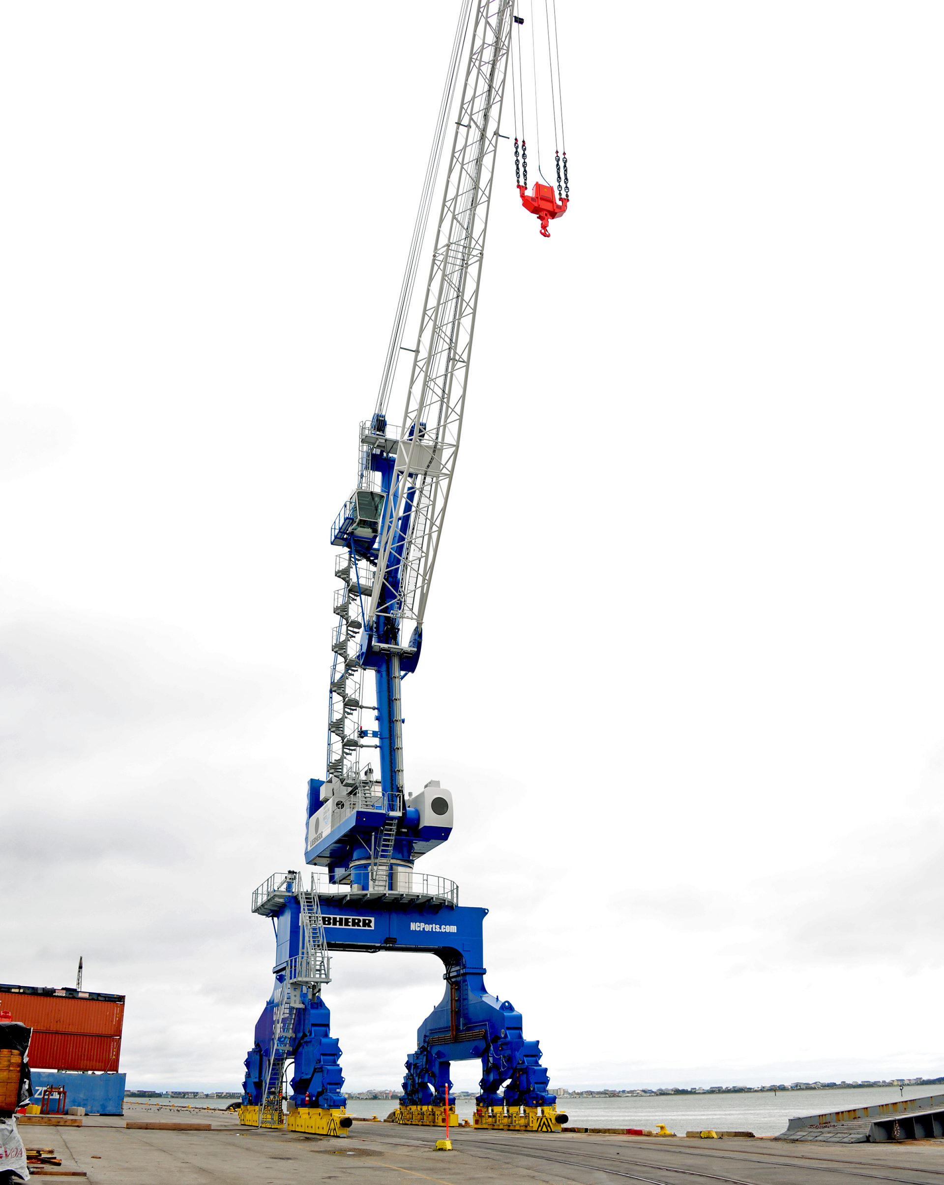 First Liebherr Portal Slewing Crane in the US - Logistics Manager