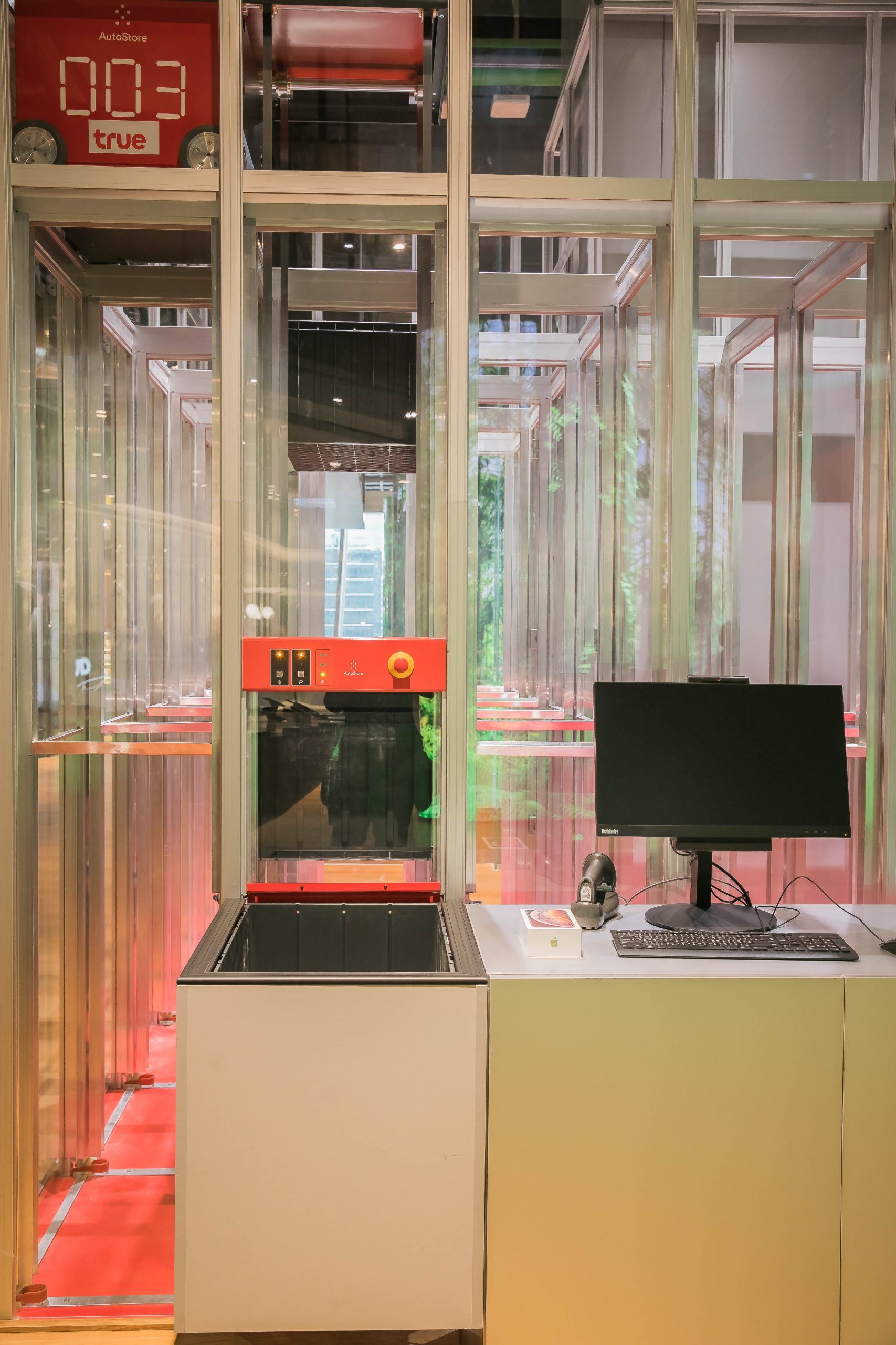 SMART ROBOTICS TO INSPIRE AN INNOVATIVE SHOPPING EXPERIENCE - Logistics ...