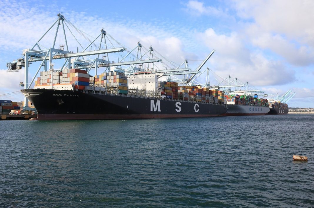 New world record set by APM Terminals Pier 400 - Logistics Manager
