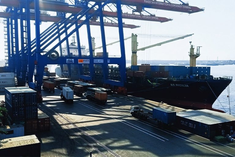 Pakistan Container Terminal ต้อนรับบริการ PS2 เที่ยวปฐมฤกษ์