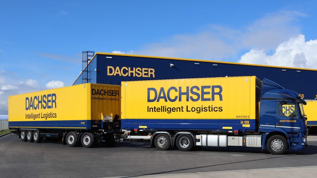 DACHSER expands its line-haul fleet with the cross-border ecocombi