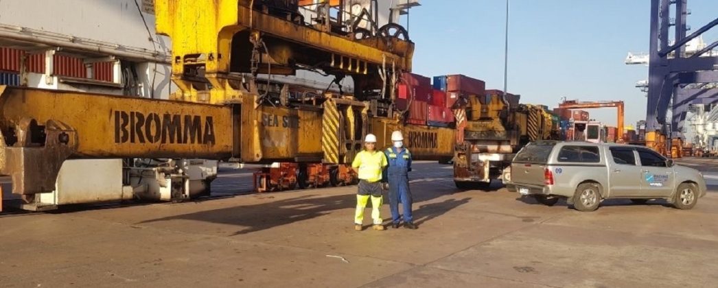 Machine Technology และ BROMMA Spreader ร่วมส่งมอบ RTG Spreader แก่การ ...