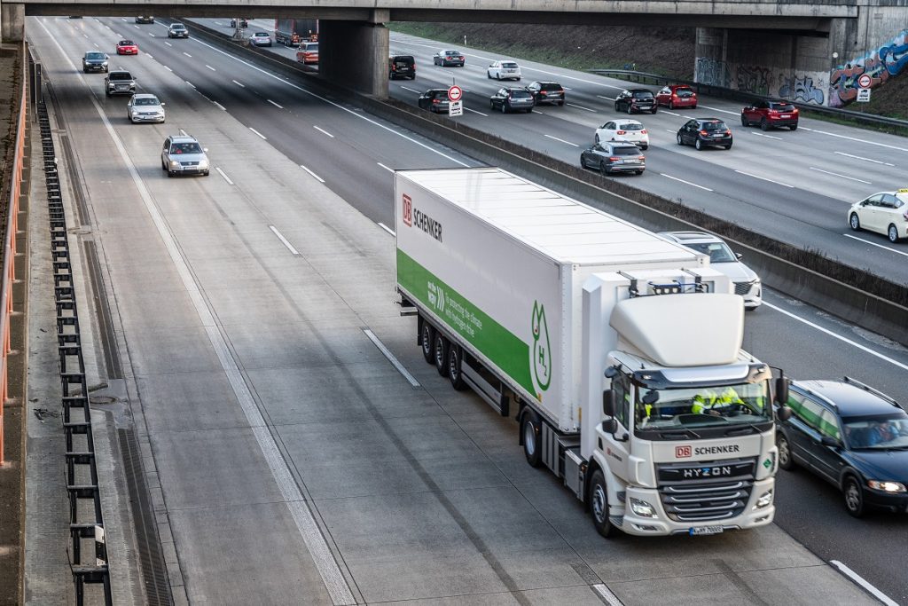 DB Schenker and hylane unveil 40-ton Truck powered by Hydrogen