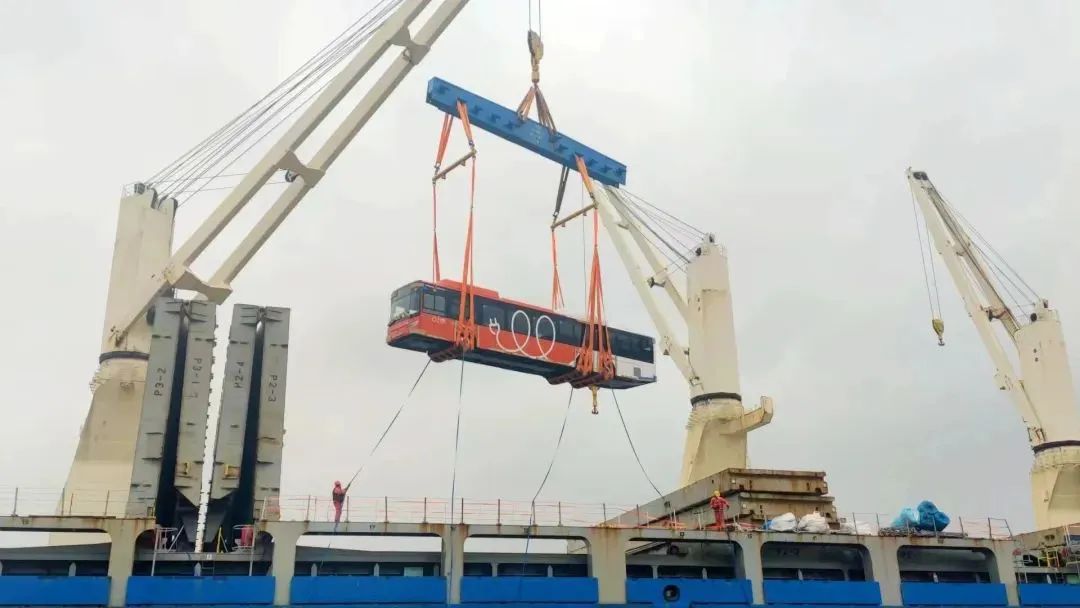 COSCO SHIPPING ขนส่งรถโดยสารพลังงานไฟฟ้าจากจีนสู่ยุโรป - Logistics Manager