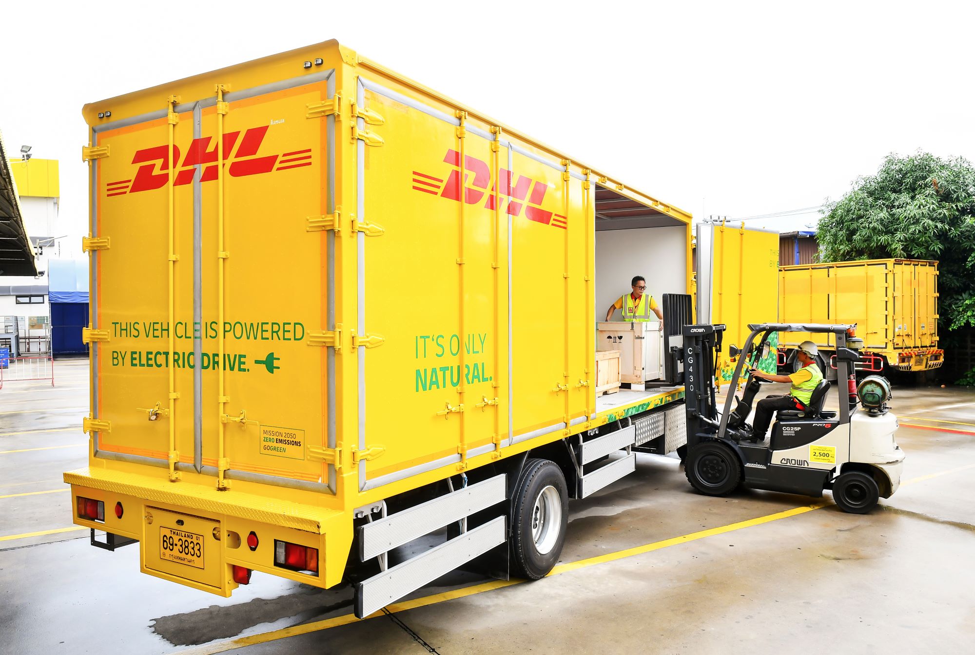 DHL Global Forwarding Thailand Launches EV Fleet in Bangkok - Logistics ...