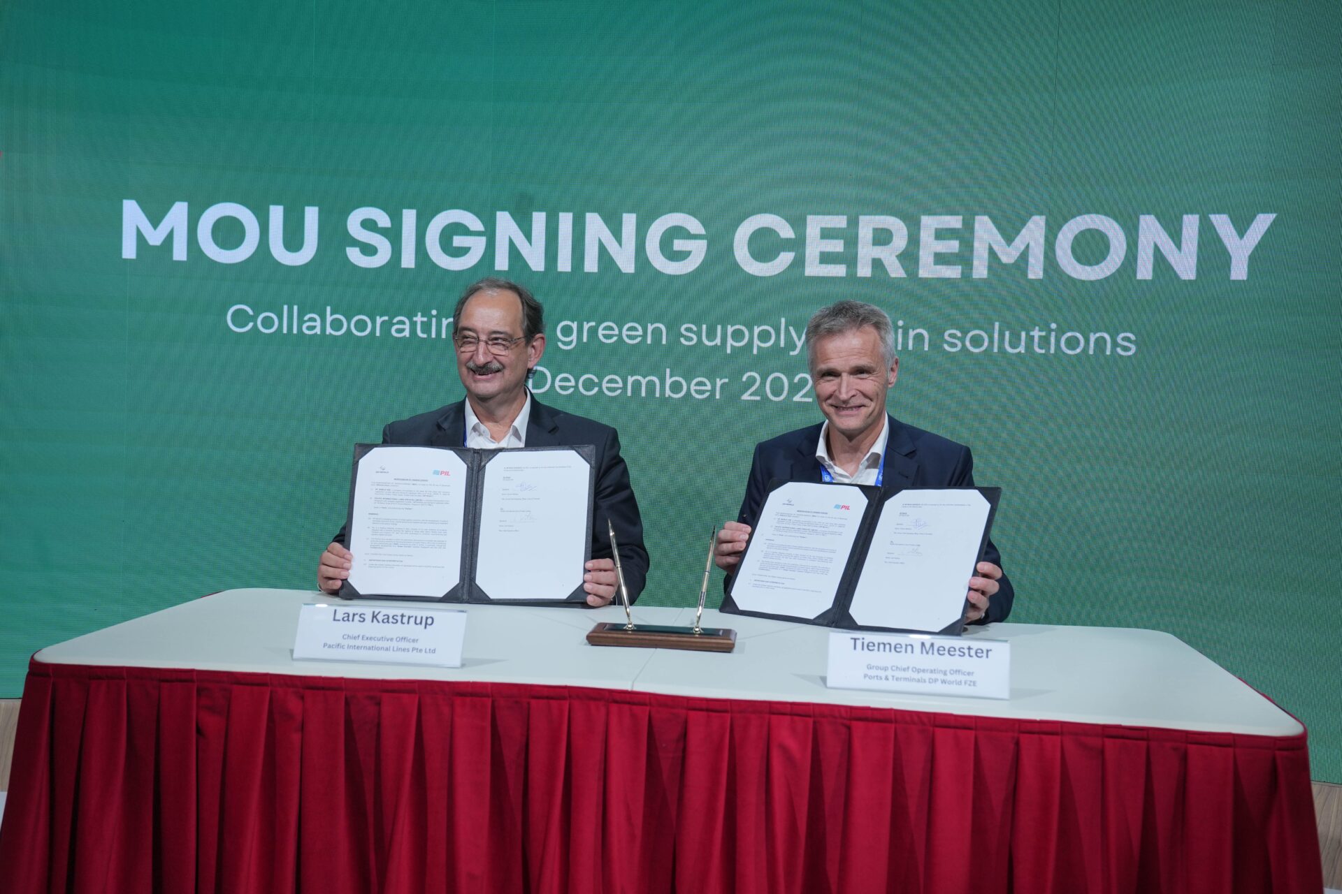 PIL จับมือ DP World ลงนาม MOU ร่วมกันพัฒนาโซลูชันเพื่อสิ่งแวดล้อม - Logistics Manager