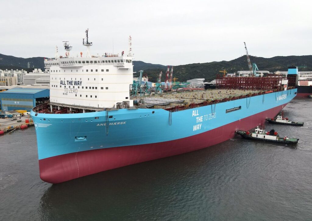Maersk Names First Vessel of Large Methanol-enabled Fleet Maersk Names First Vessel of Large Methanol-enabled Fleet