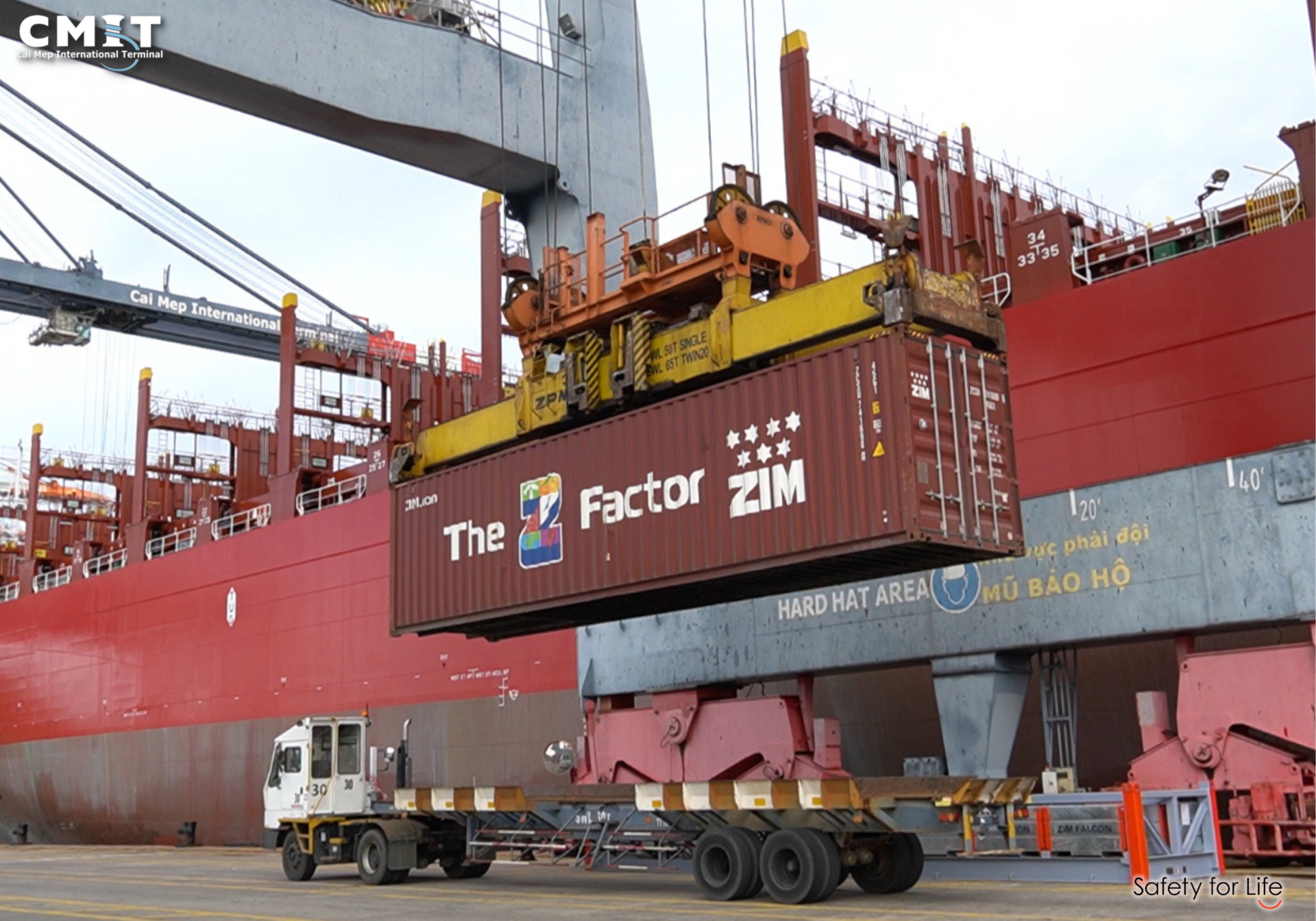 CMIT Welcomes ZIM FALCON, the First Vessel on ZIM eCommerce Xpress ...