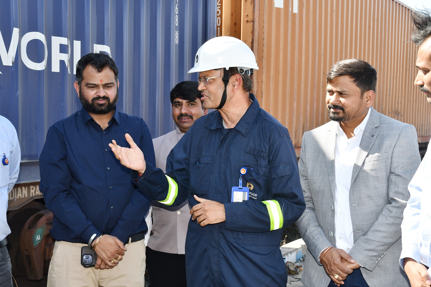 DP World and Reliance Industries Launch Innovative Rail Solution to ...