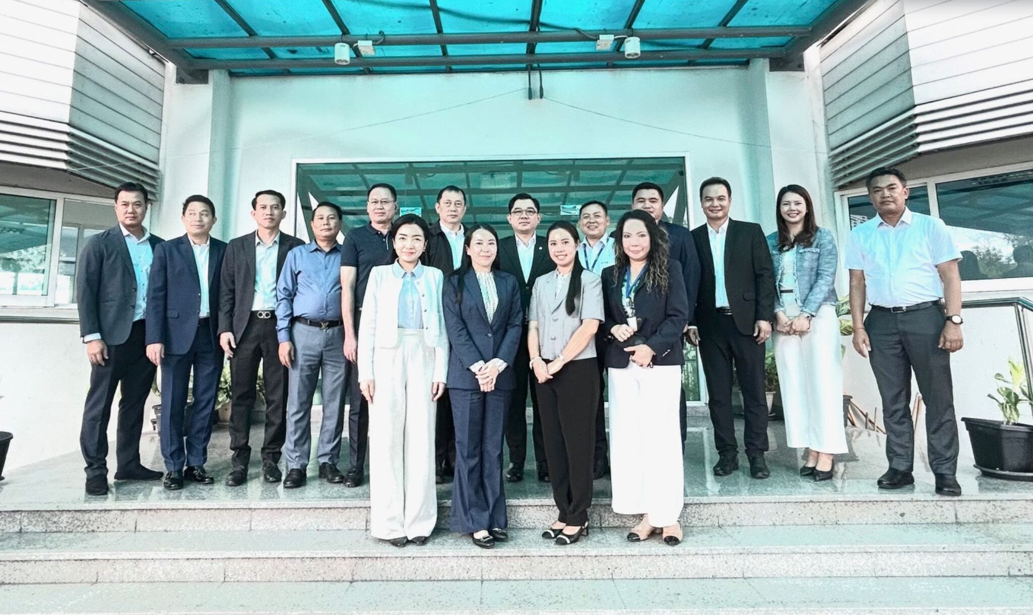 TIPS ต้อนรับคณะผู้แทนศุลกากรจากลาว และ Kunming ประเทศจีน เยี่ยมชมศูนย์ ...