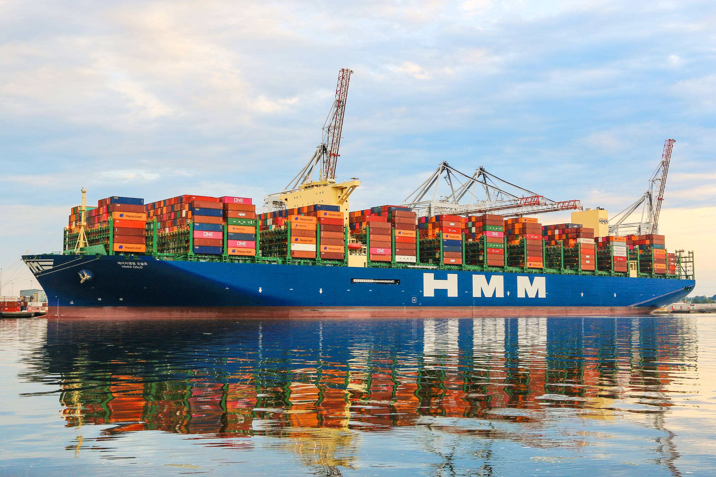 HMM Completes Strategic Relaunch of MD2 and KMP Services - Logistics ...
