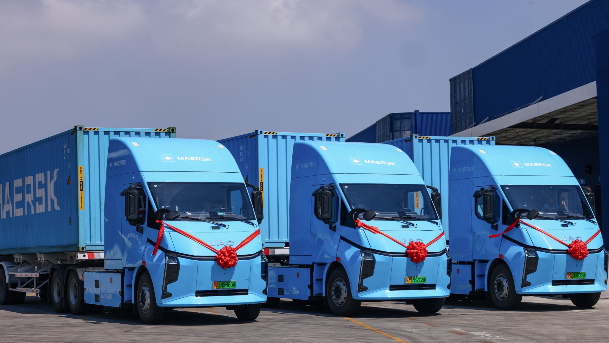 Maersk Deploys Electric Heavy-Duty Truck Fleet at Shanghai Lin-gang ...